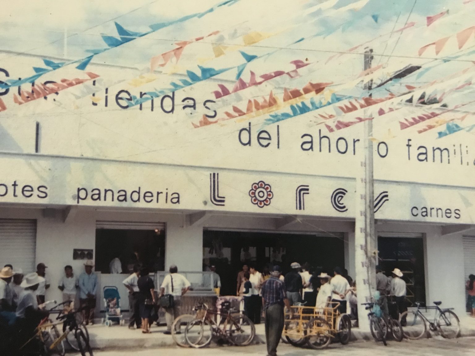 Quiénes somos – Tiendas Lores